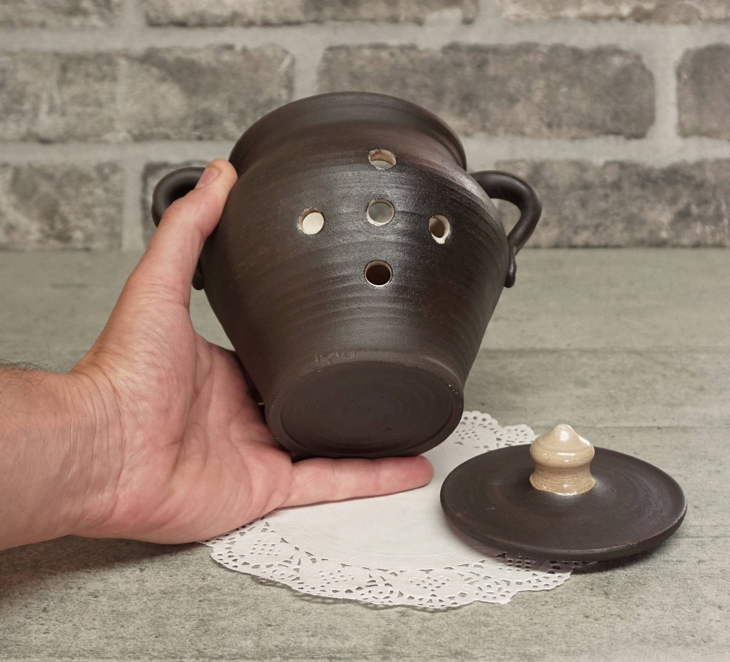 Ceramic Garlic Container Pottery Hand Made Garlic Storage - Etsy