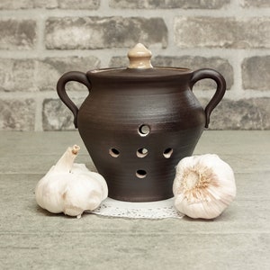 Ceramic Garlic Container, Pottery Hand Made Garlic Storage, Black ...