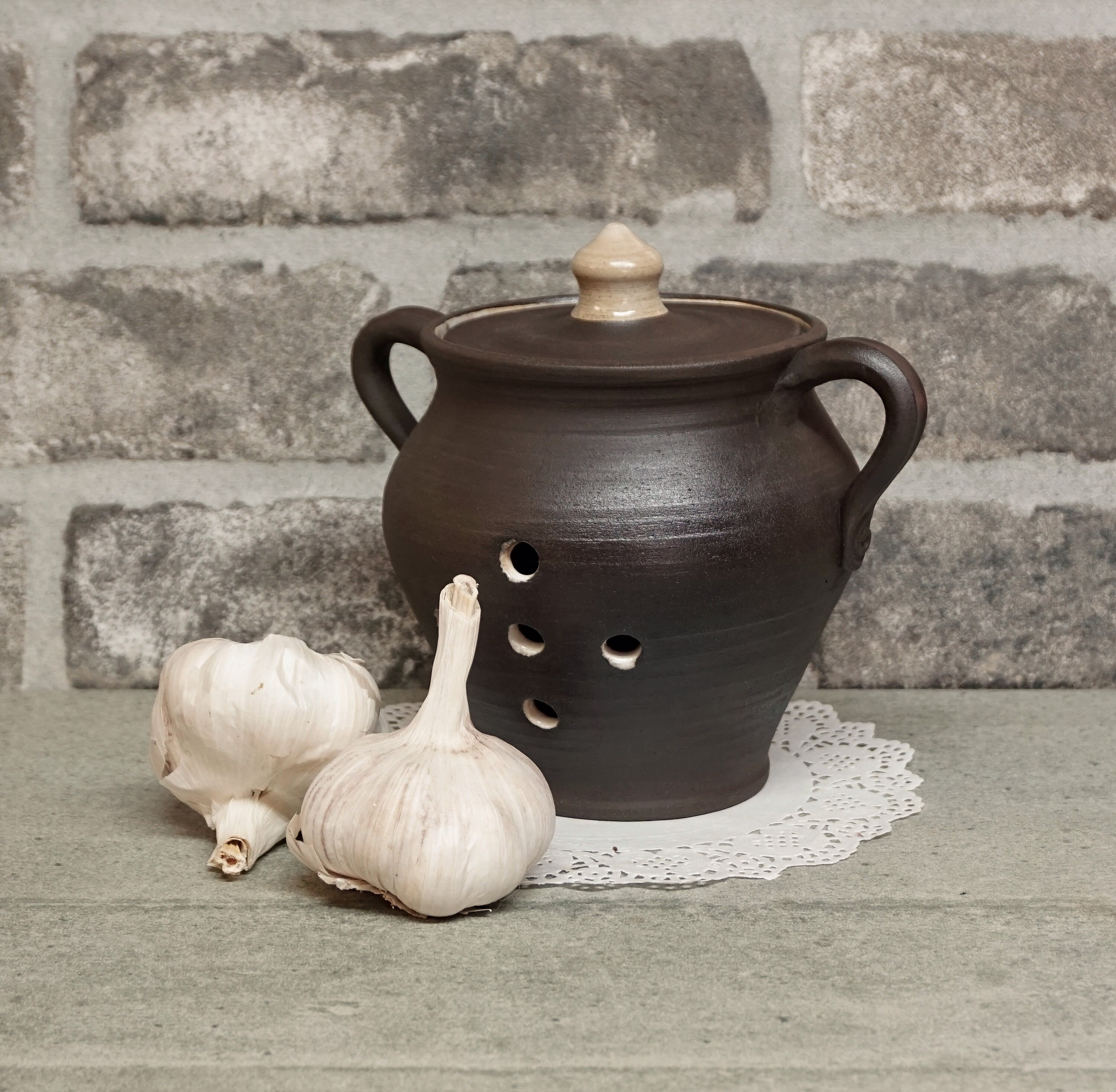 Ceramic Garlic Container Pottery Hand Made Garlic Storage - Etsy