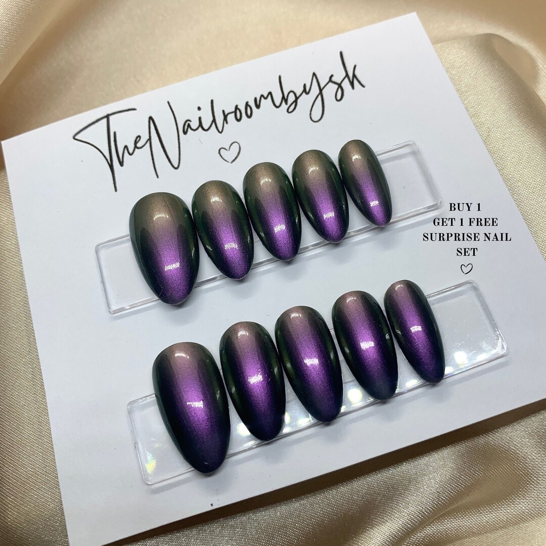 Dark Purple Holographic Fake Nails, Shiny Purple Nails Press On, Purple to Smokey Nail Color ...