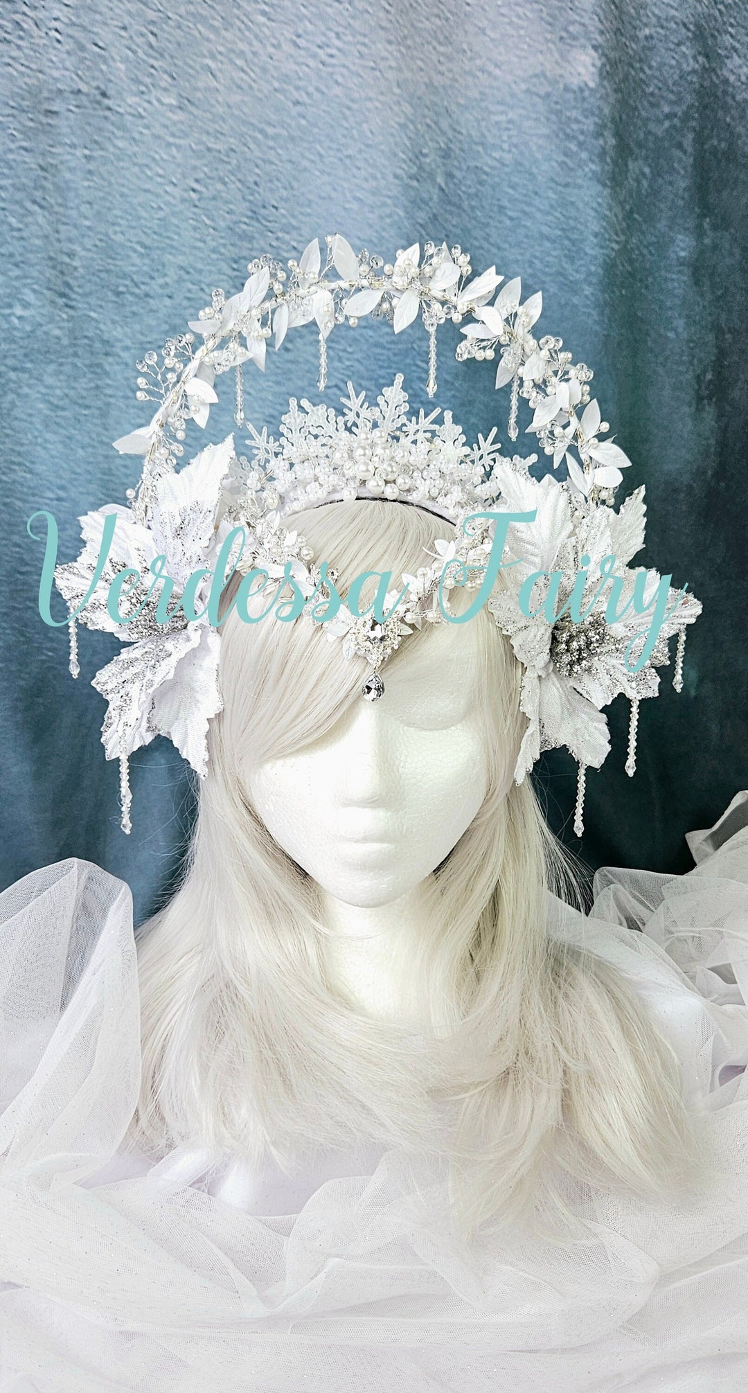 Snow Queen Winter Goddess Halo Crown. White Pearls and Snowflake Crown ...