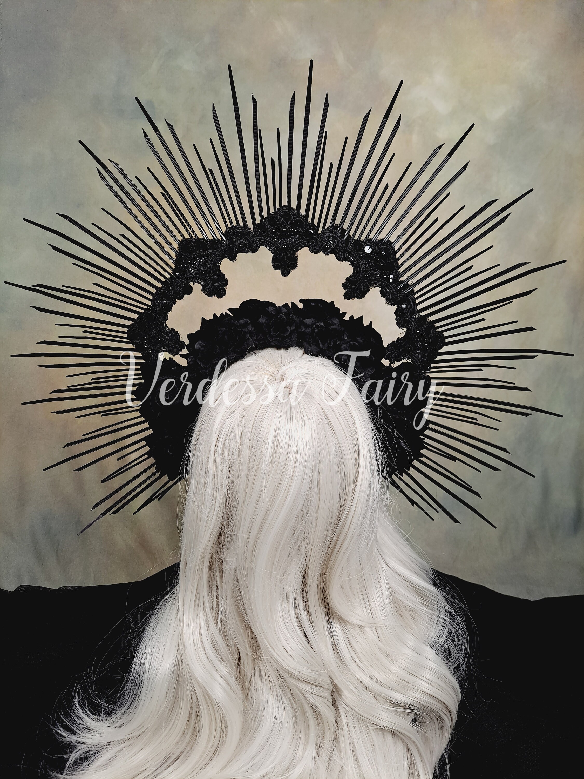 Gothic spiked halo crown with lace. Black rose elevated halo | Etsy