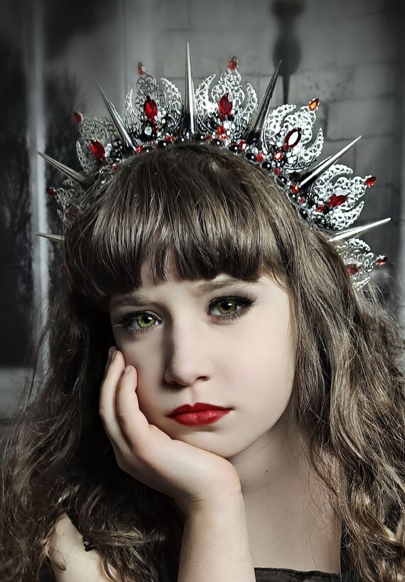Silver Queen Crown