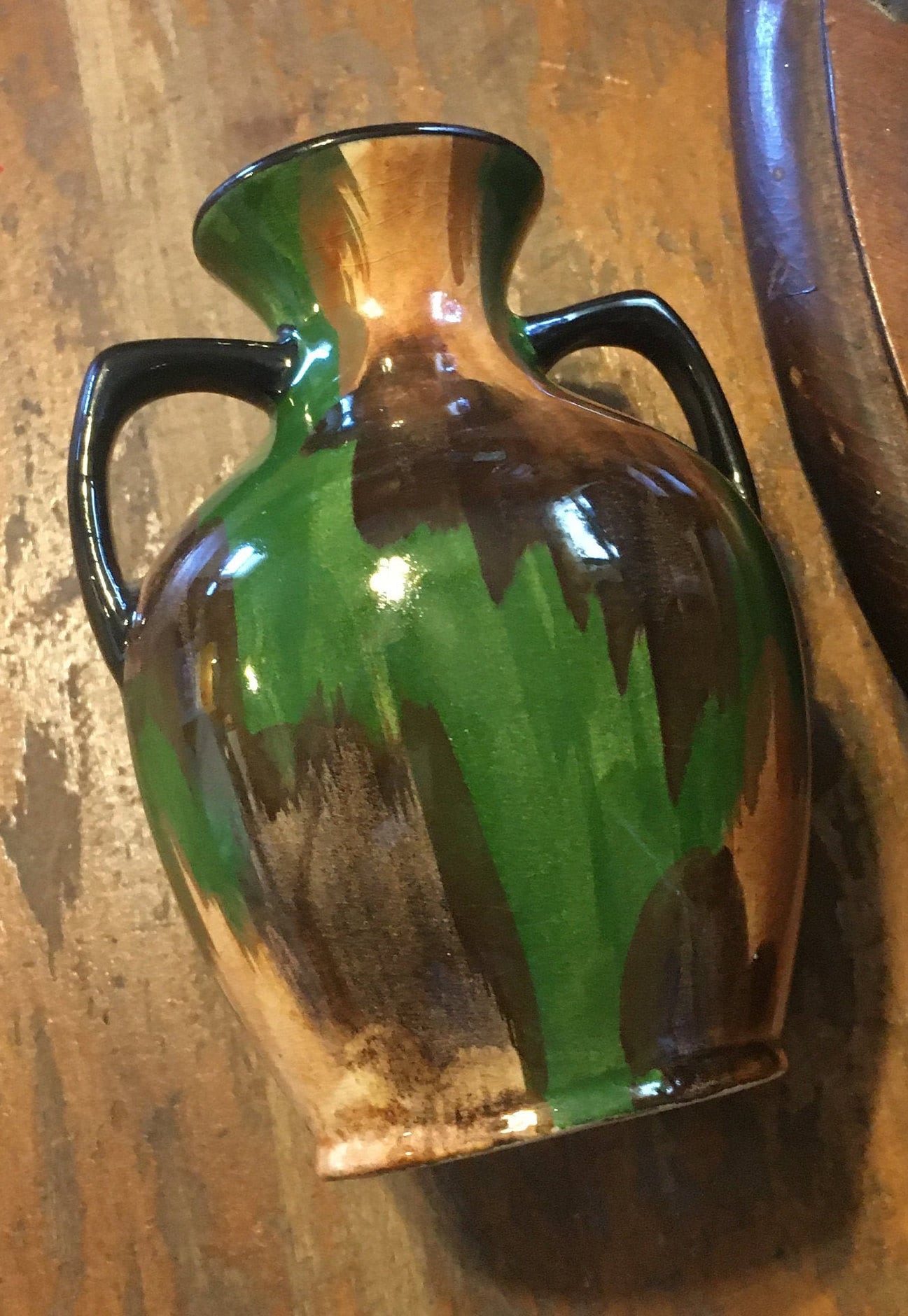 HK Tunstall Vase, Made in England Stamped on the Bottom With the Lion ...