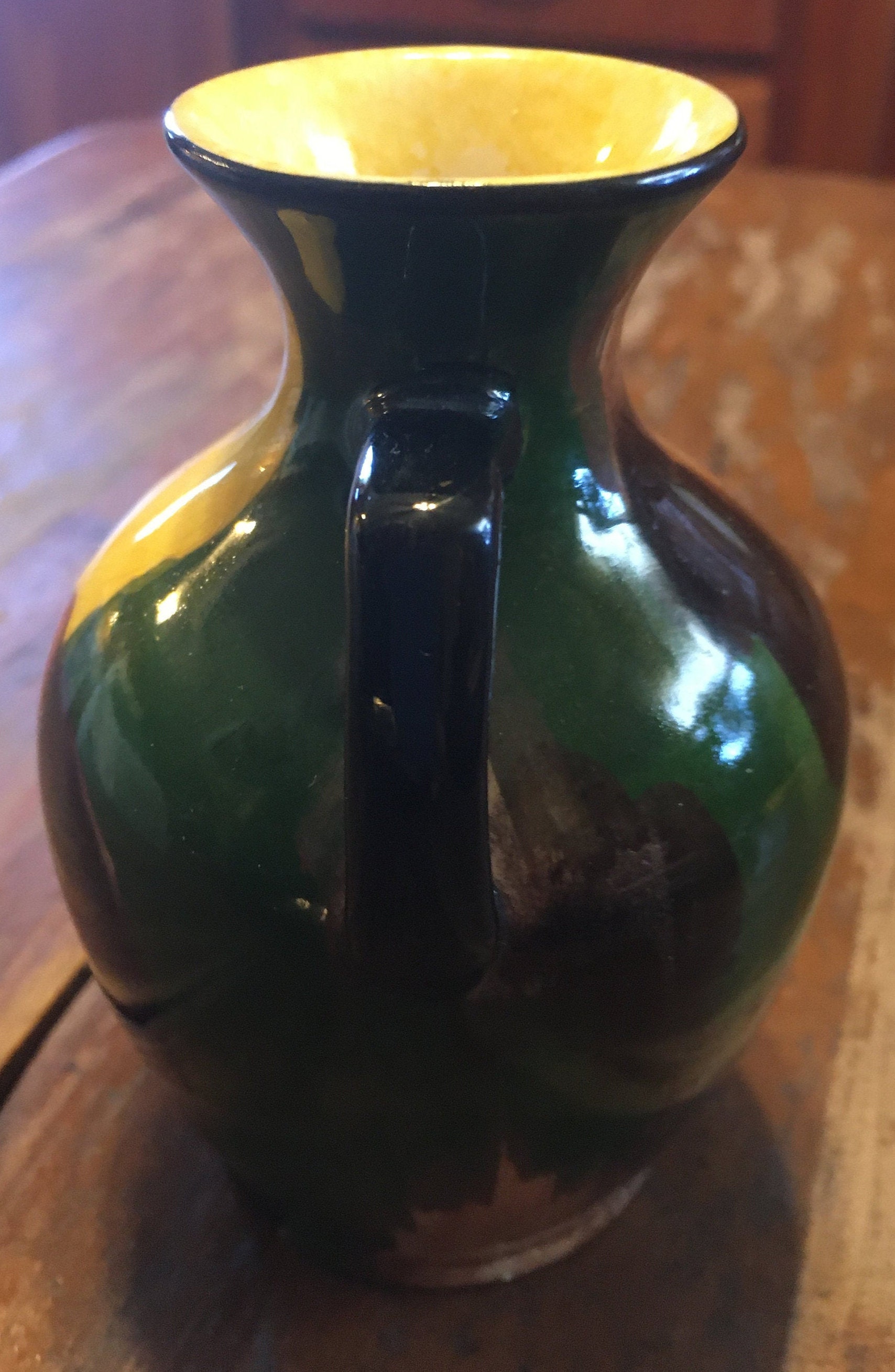 HK Tunstall Vase, Made in England Stamped on the Bottom With the Lion ...