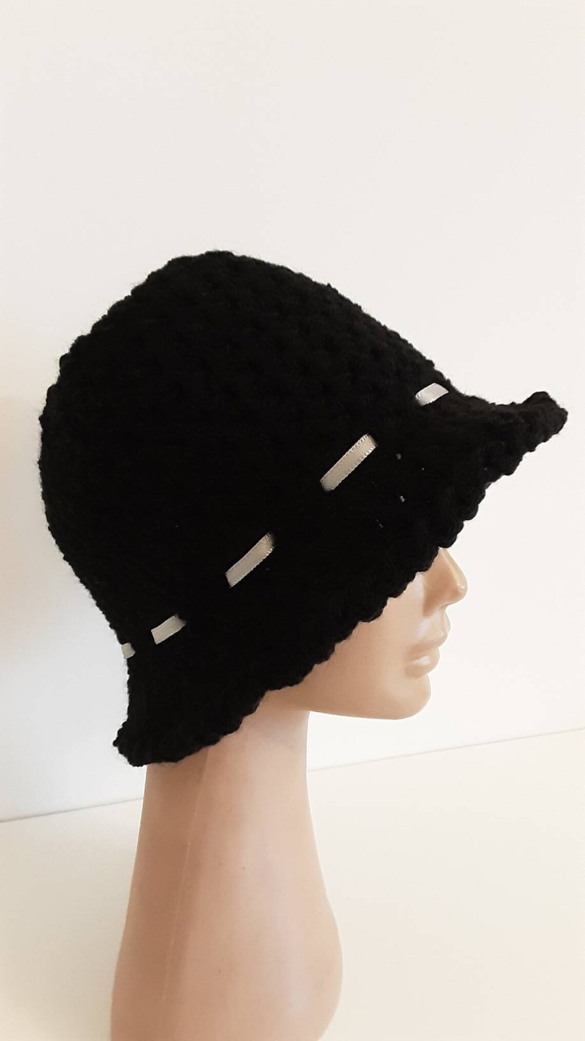 Cloche Hat is Black Warm Retro Style for Women. Warm Winter - Etsy