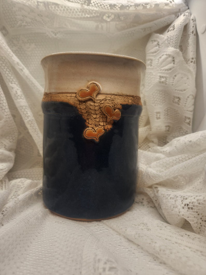 Mudmothers Elaine Lamb Pottery Vase Canister - Etsy