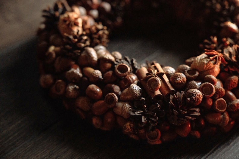 Winter Wreath for Front Door With Golden Acorns Christmas Wreath for ...