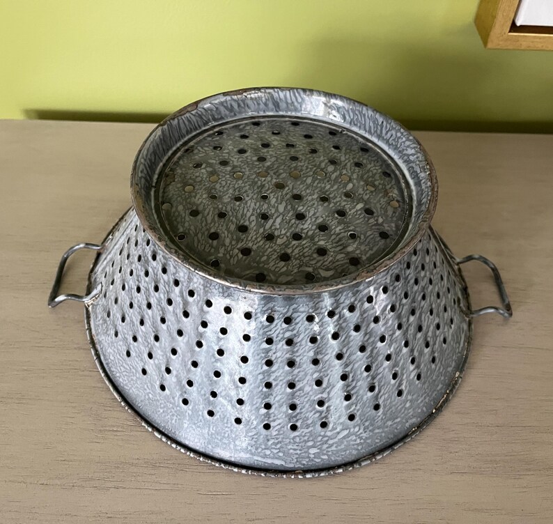 Vintage Gray Graniteware Enamelware Strainer Colander - Etsy