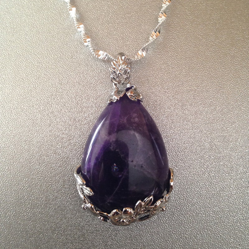 Tear Drop Necklace - Etsy