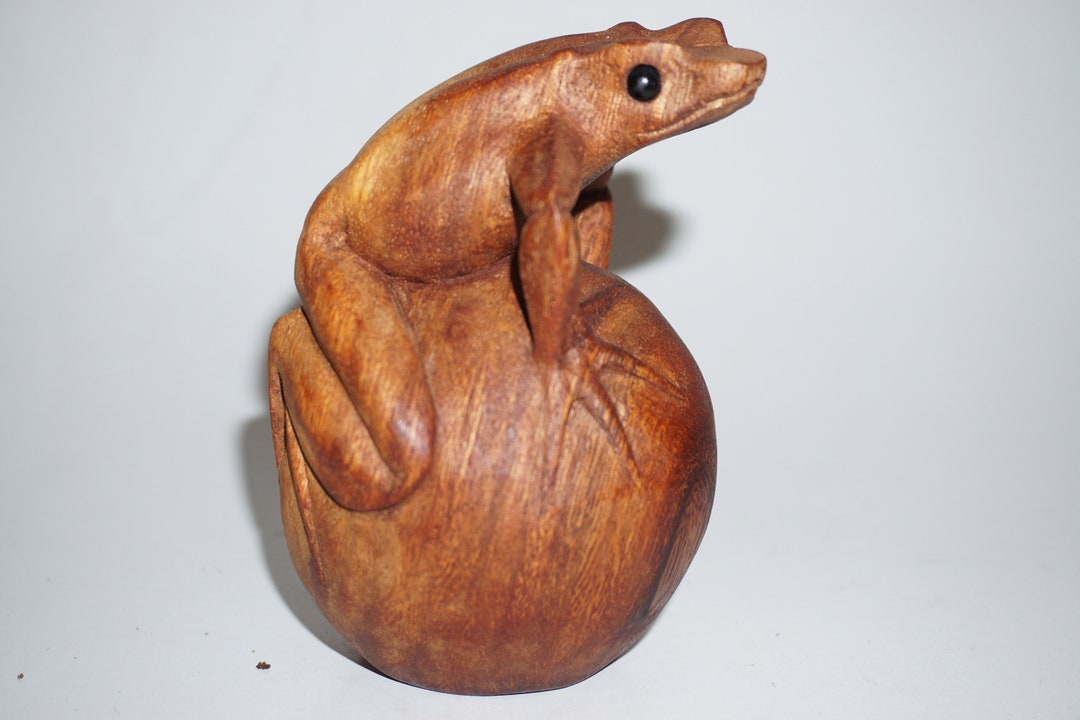 Hand Carved Frog / Wood Carving - Etsy