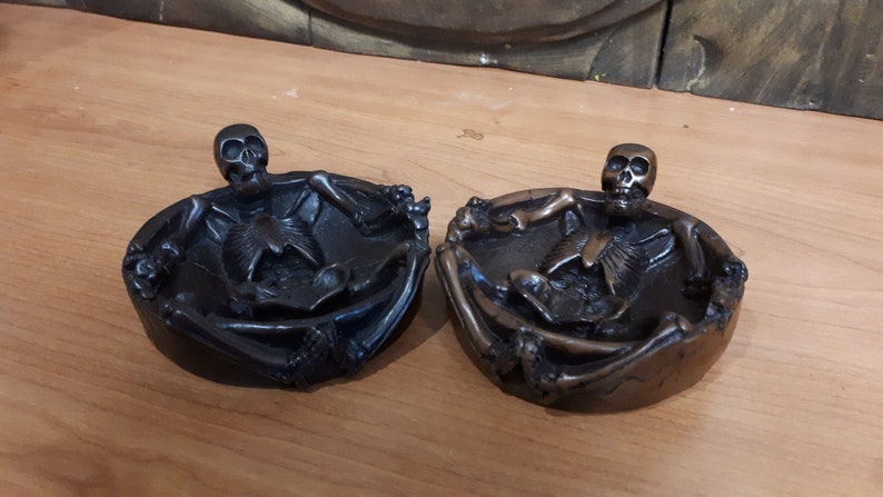 Skeleton Art Ash Tray / Resin Ashtray / Resin Sculpture for | Etsy