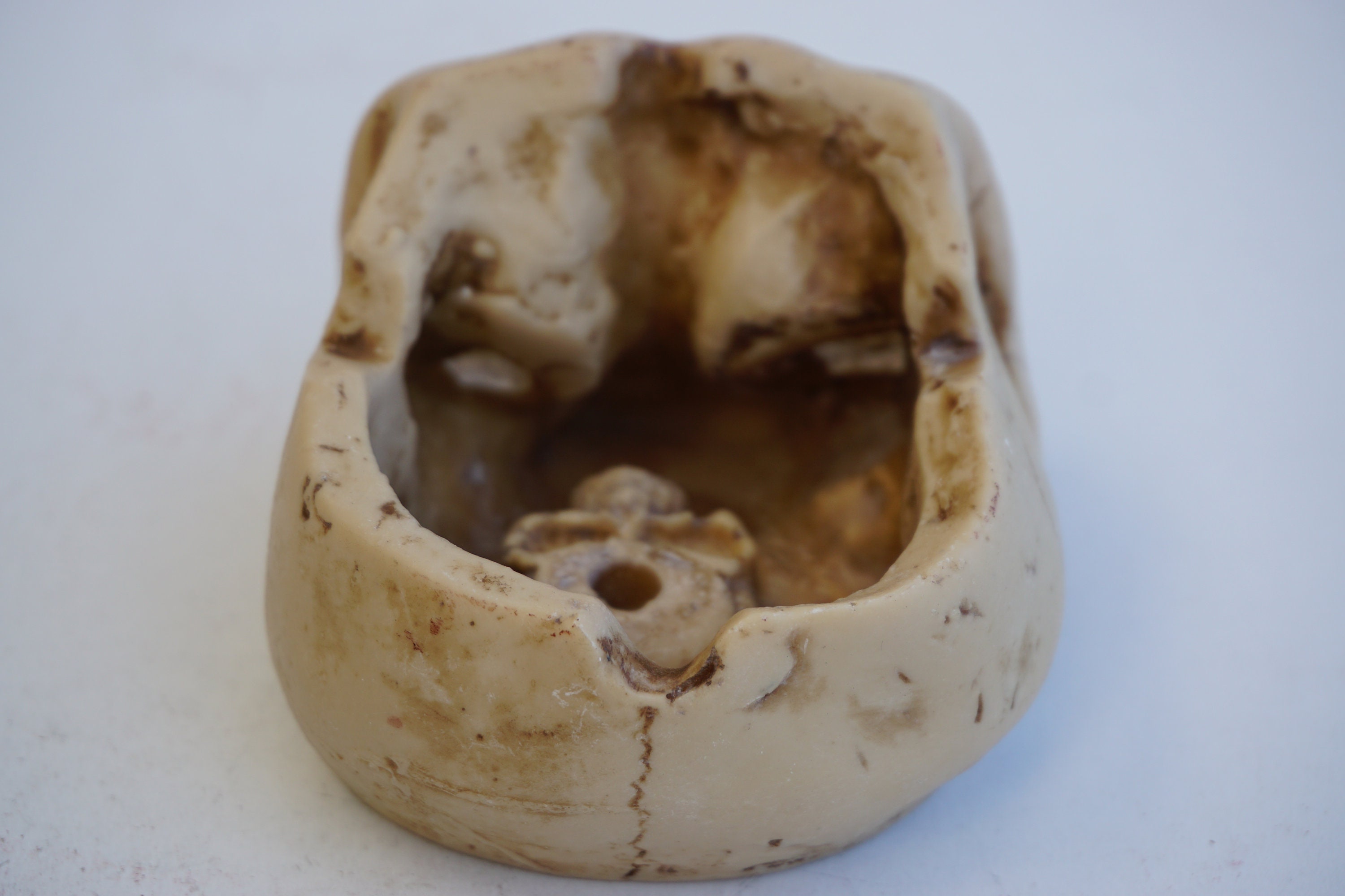 Skull Ashtray / Resin Ashtray / Resin Sculpture/skull - Etsy