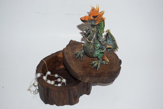 Wooden Secret Box / Dragon Secret Box / jewelries box. | Etsy