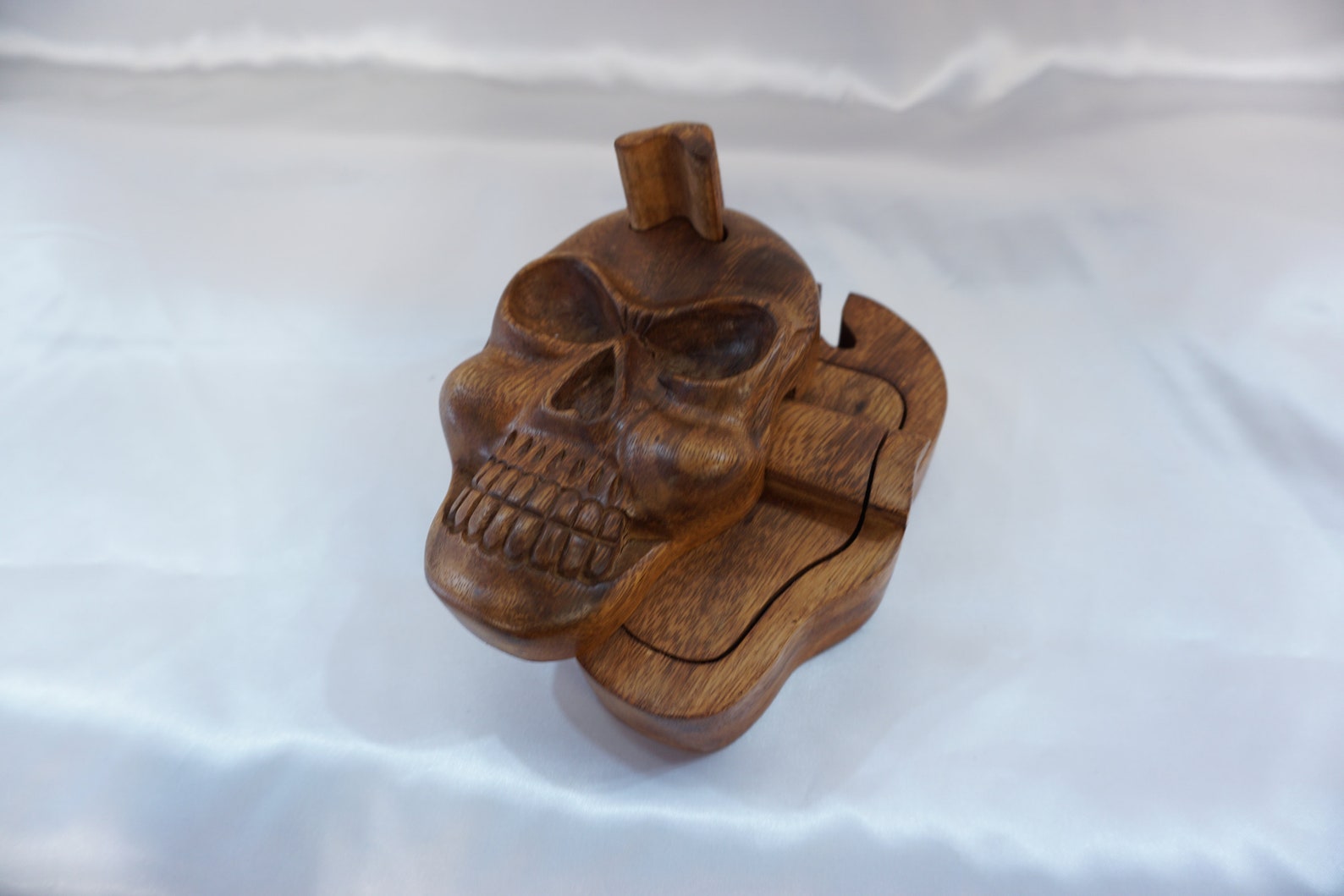 Skull Puzzle Box / Secret Box / Wood Carving | Etsy