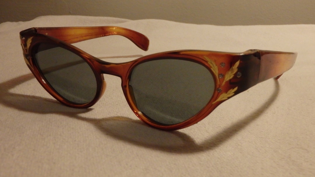 Vintage 1950's Rhinestone Cat-eye Tortoise Shell Eye-glasses With Leaf ...