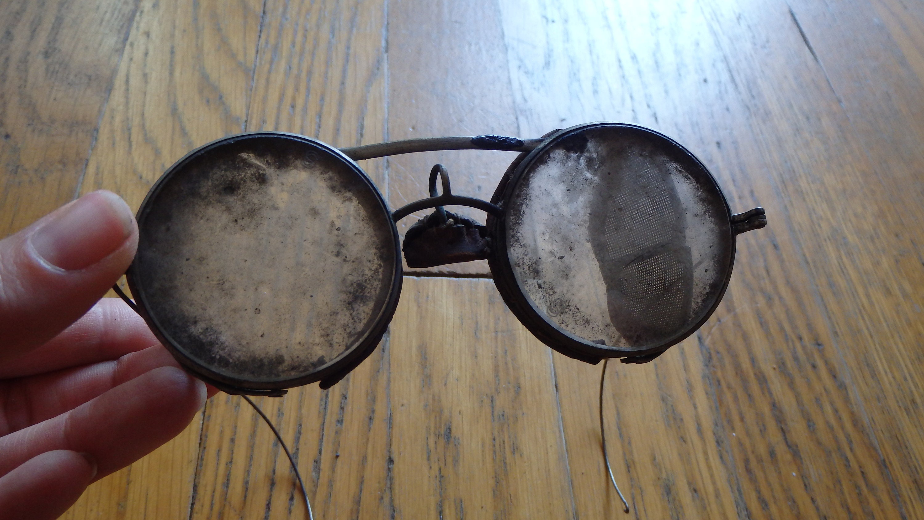 Vintage 1940's Goggles, Safety Glasses With Metal Side-mesh - Etsy