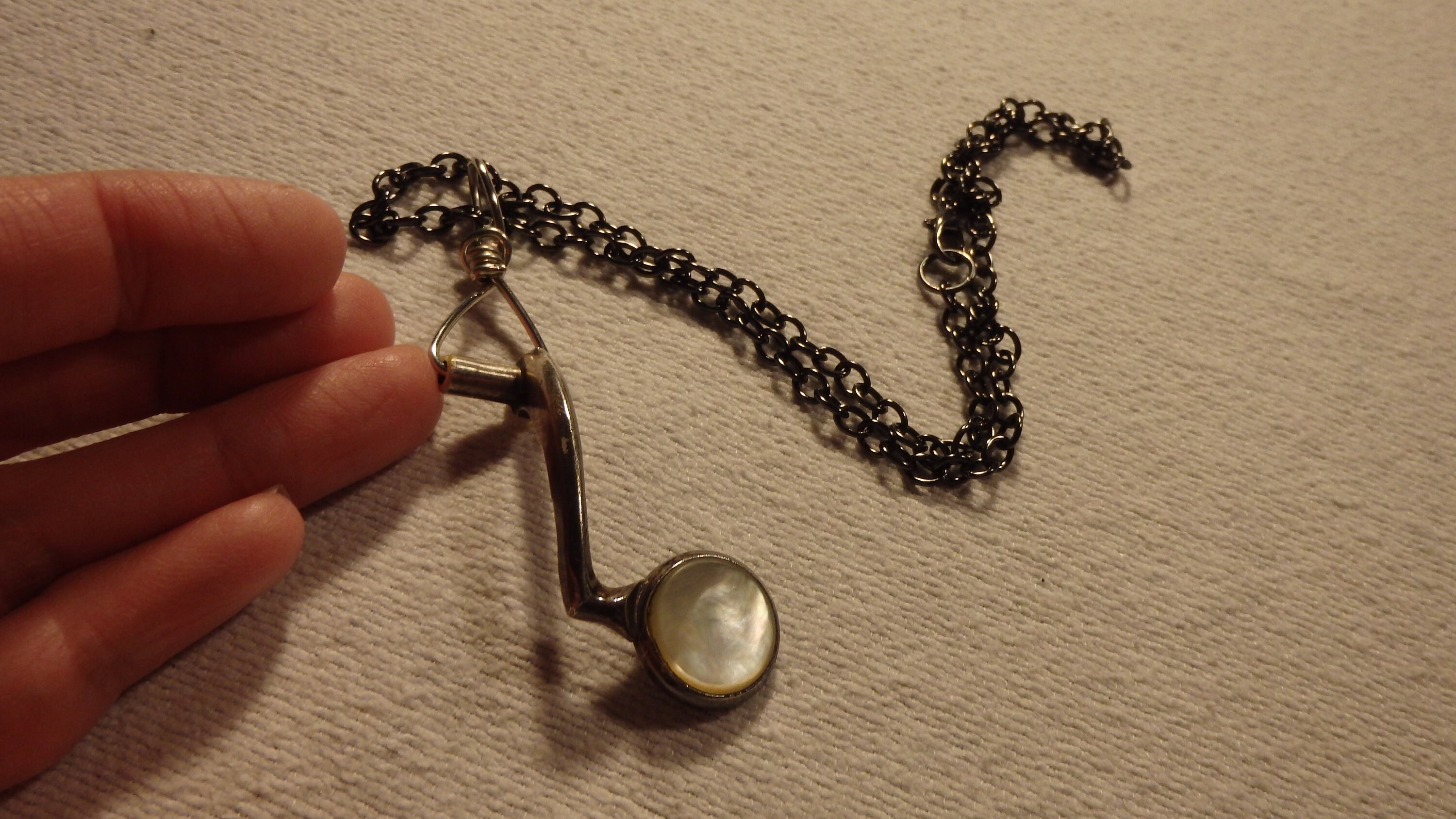 Vintage 1970's Mother-of-pearl Saxophone Key Necklace - Etsy