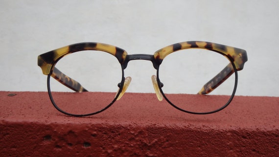 Vintage 1950's Tortoise Shell Eye-Glasses, Frames Only - Gem