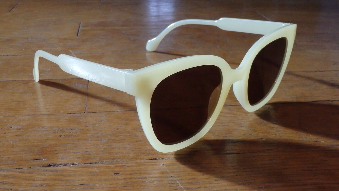 Vintage 90's Tapioca Yellow Over-sized Sunglasses - Etsy