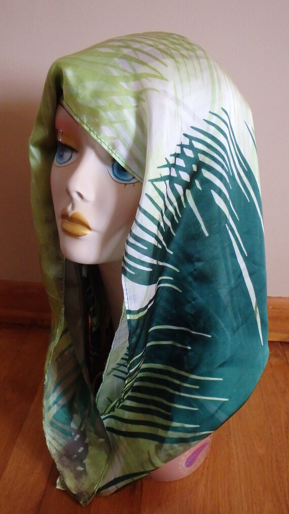 Vintage scarf leaf design - Gem