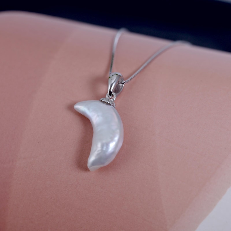 Moon Mother of Pearl Necklace - Etsy