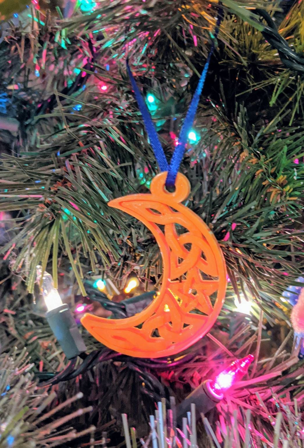 3D Printed Crescent Moon Keychain/Ornament 3D Printed to your | Etsy