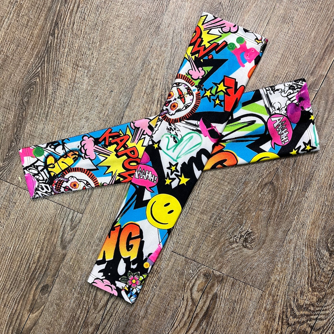Compression Arm Sleeves in Graffiti Print Spandex - Running Arm Warmers ...