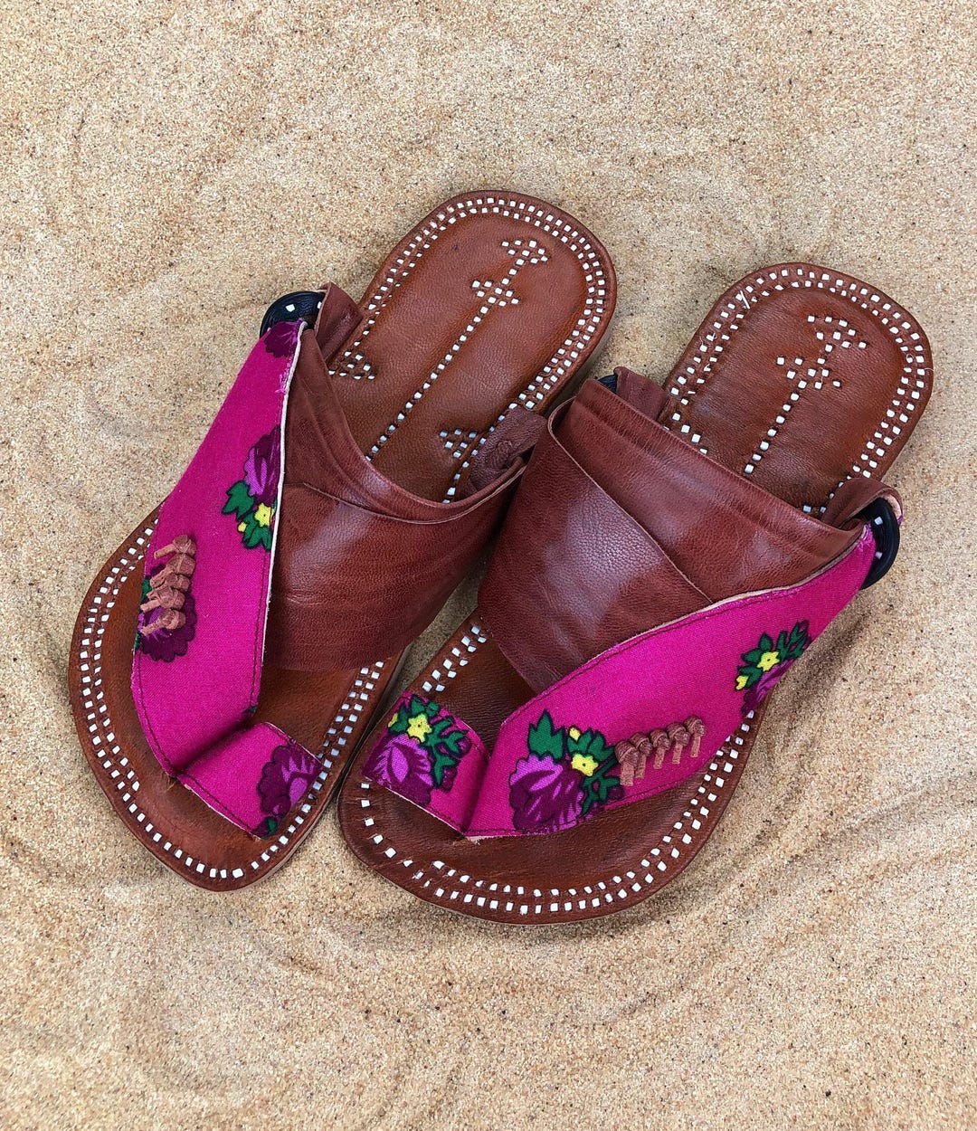 Womens Pink Leather Sandals ~ Sandcruisers ~ Traditional Arabian ...