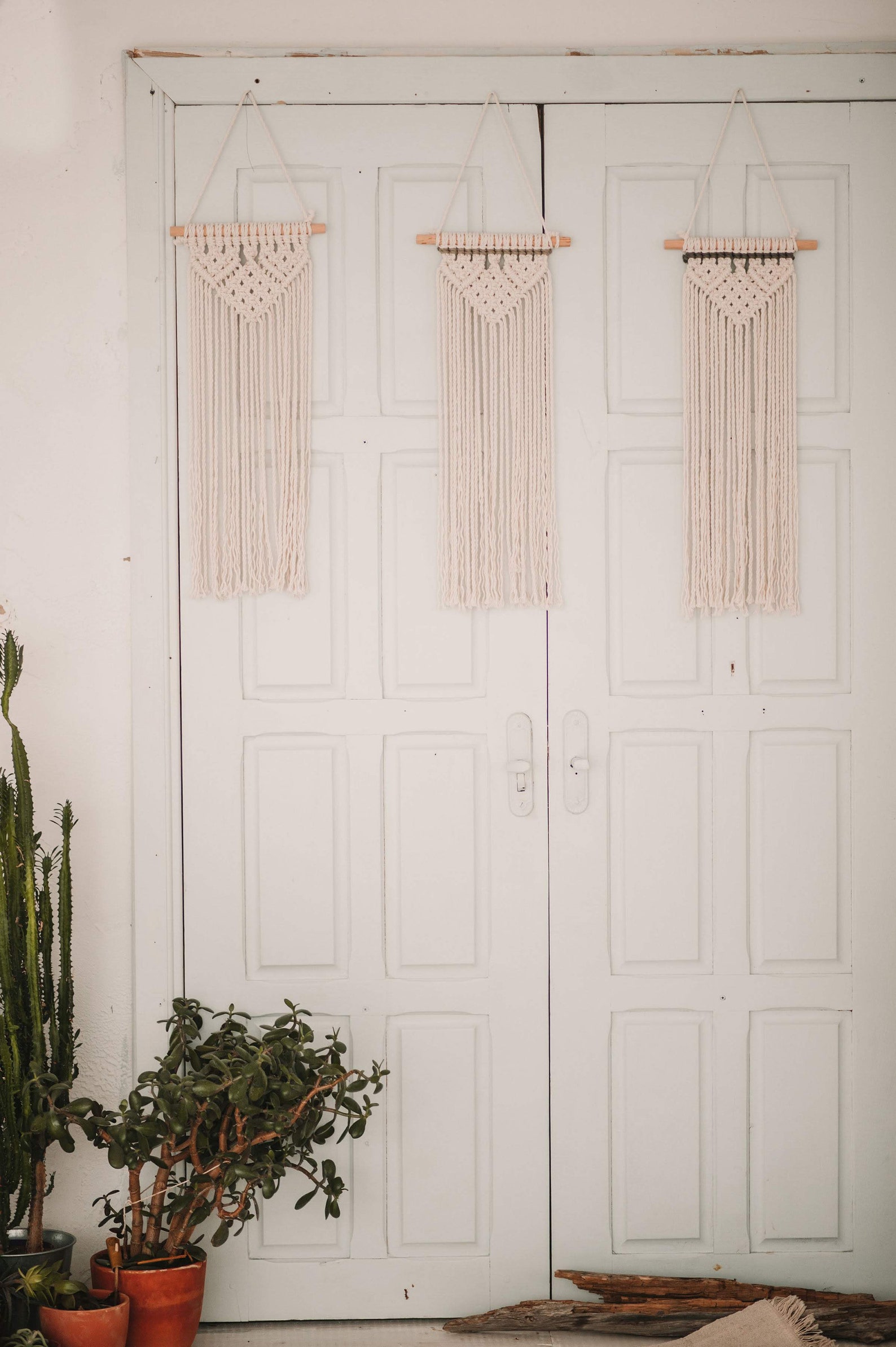 Small Macrame Wall Hanging Set of 3 Different Color Small - Etsy