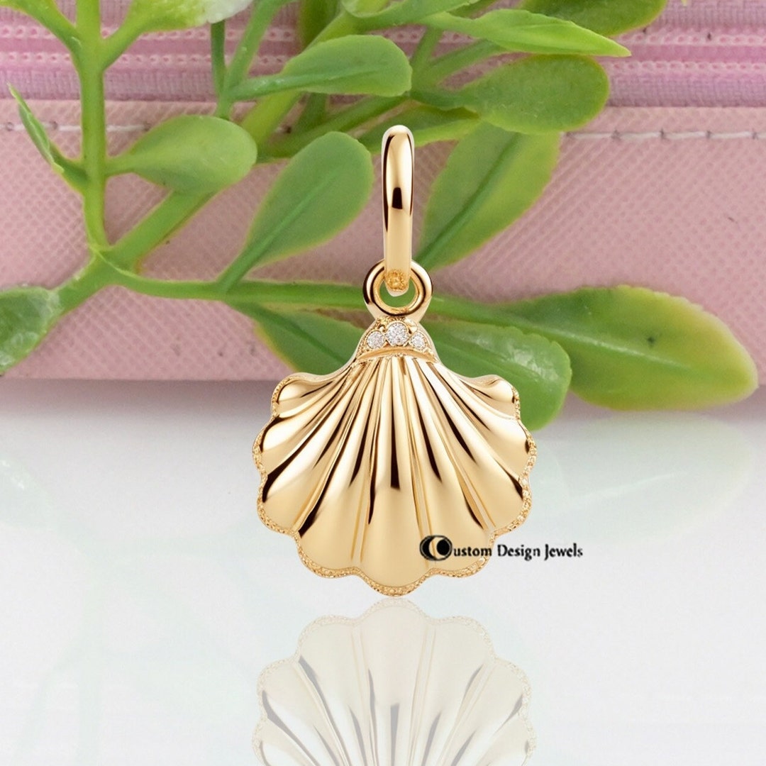 14k Solid Gold Shell Pendant, Gemstone Shell Pendant, Beach Sea Shell ...