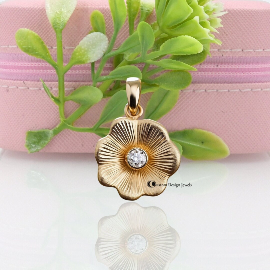 14k Gold Fluted Flower Pendant - Gemstone Medallion, 30MM - Etsy
