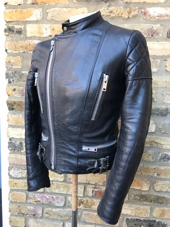 Wolf Motorcycle Leathers Size Guide | Reviewmotors.co