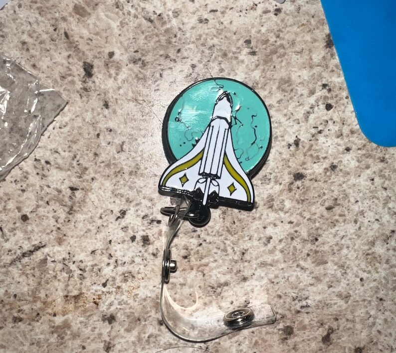 Ellies Backpack Badge Reel - Etsy