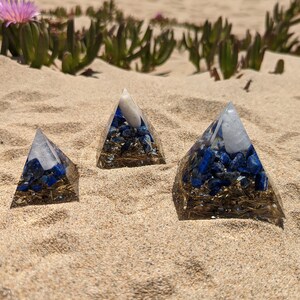 FREE SHIPPING! Third Eye Chakra LARGE Orgonite Pyramid for Meditation ...