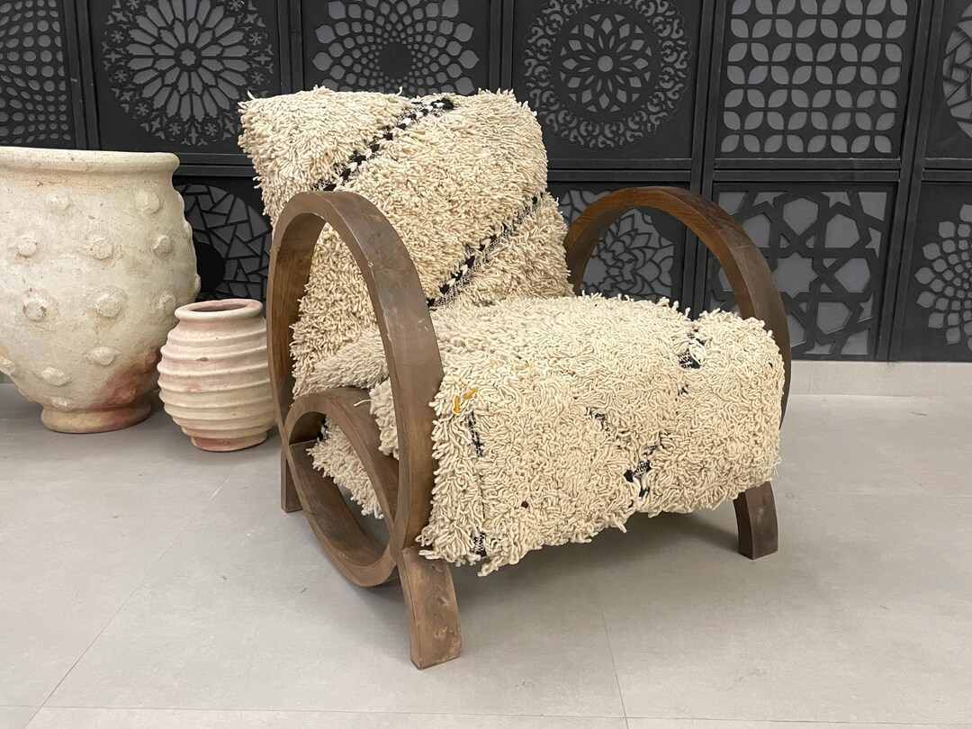 Round Frame Moroccan Shearling Chair - Handmade Wool Accent Chair With ...