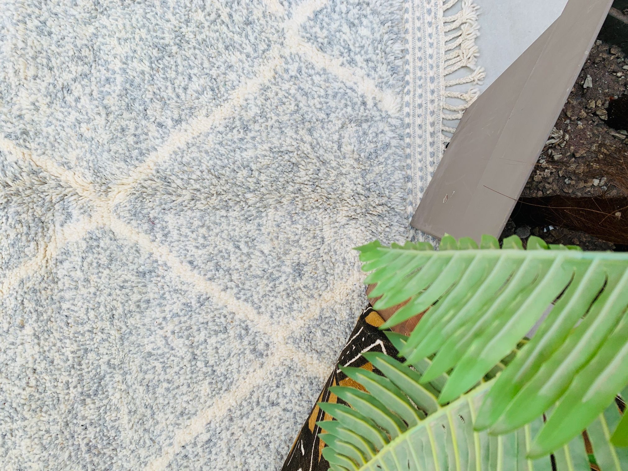 Fluffy wool rug 5.2 FT x 6.6 FT Beni Ourain rug Vintage 100% | Etsy