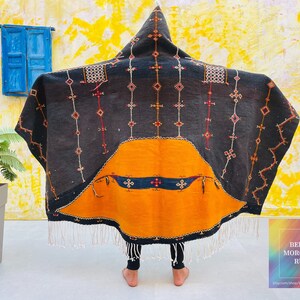Stylish Berber Treasure Cape 6.9 FT X 4.9 FT, Authentic Handmade ...