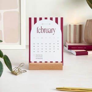 2026 Desk Calendar With Wood Stand: Monthly View, Candy Stripe Design ...