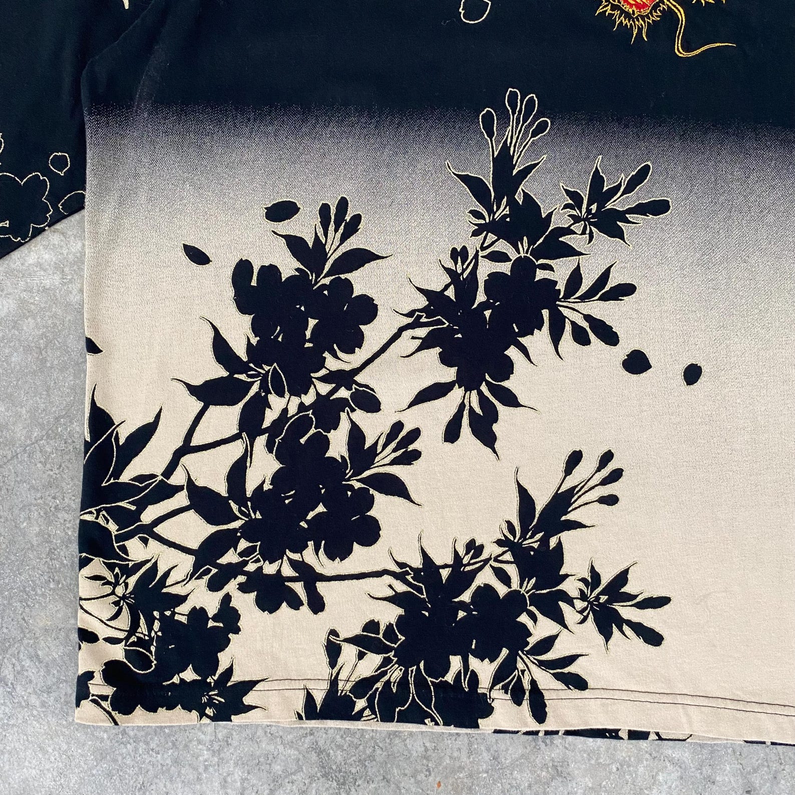 Japanese Brand Karakuri Tamashii Wagara Dragon Sakura Fans Embroidered ...