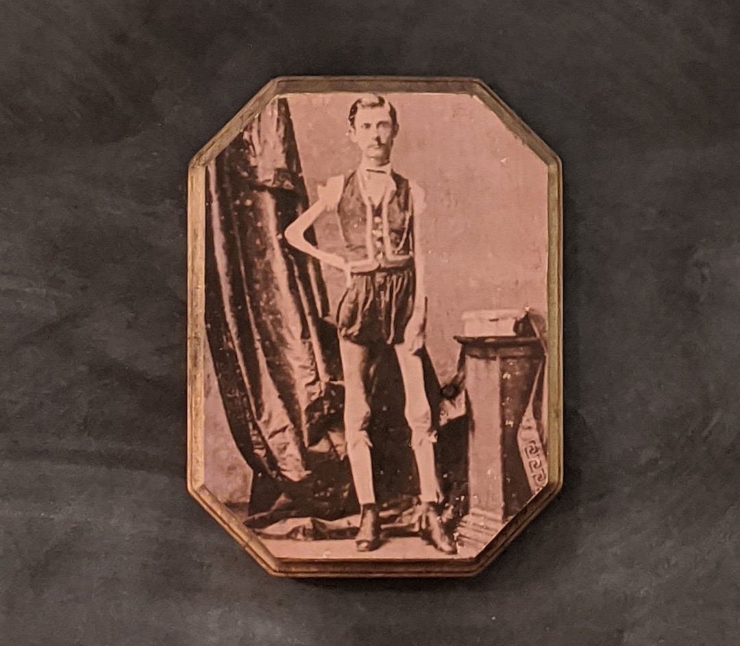 Skeleton Man Freak Show Sideshow Vintage Art Hanging Plaque Sign Wall ...