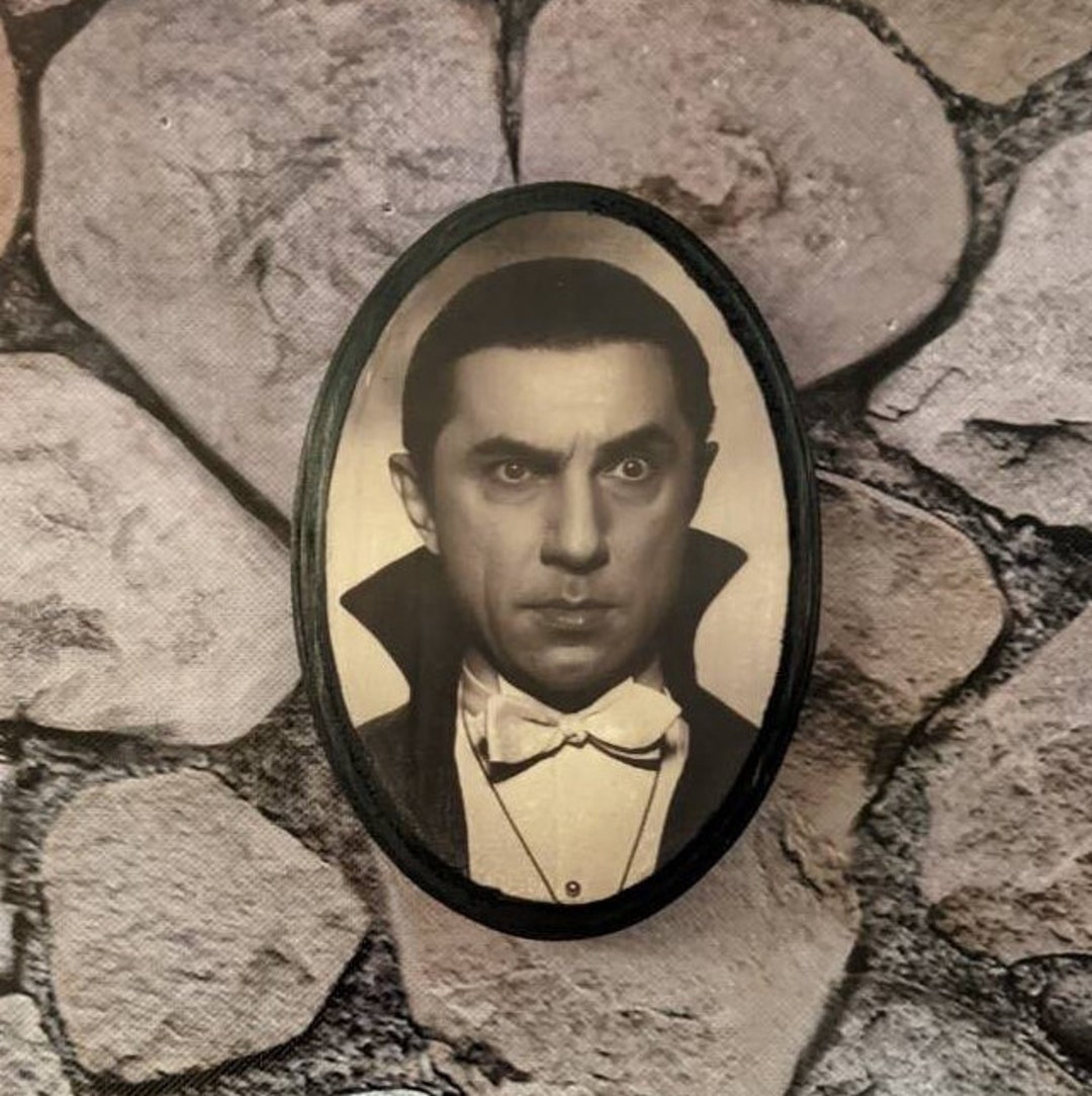 MINI Dracula Portrait -universal Monsters- Bela Lugosi Mini Wood Sign ...