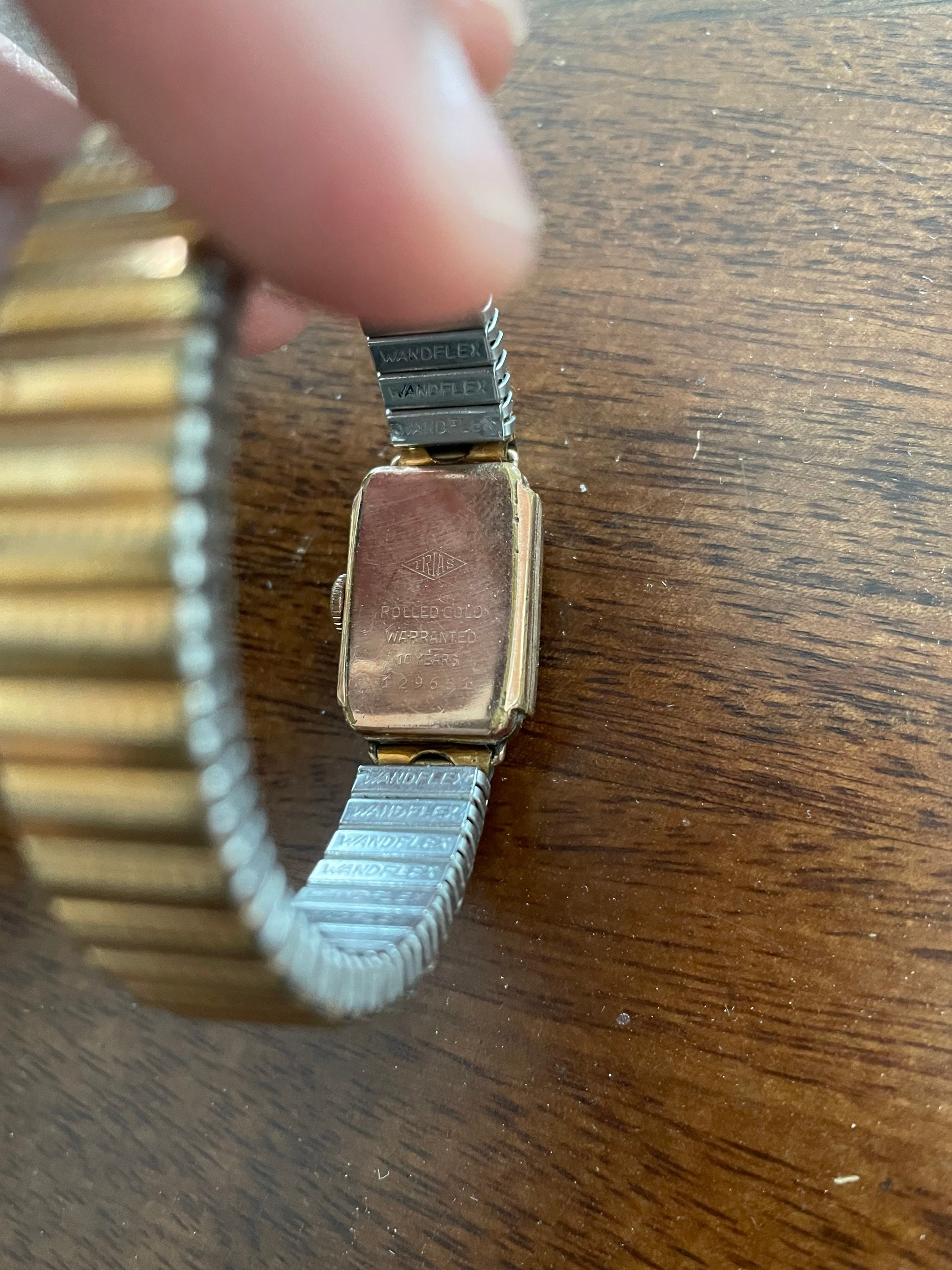 Lusina Geneve Swiss Vintage Watch - Etsy