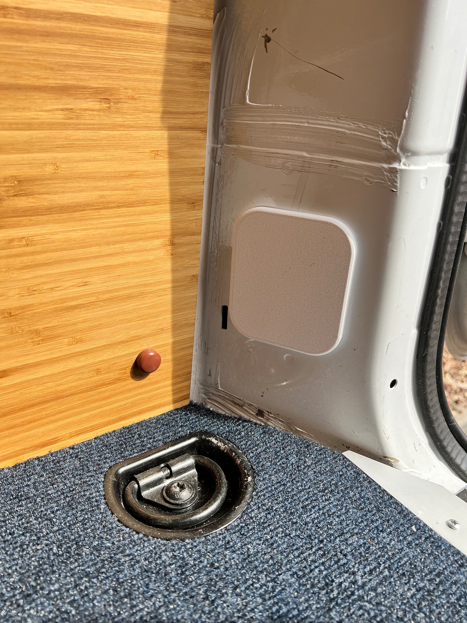 Mercedes Sprinter Cargo Van/passenger Van 906 Rear D-pillar Snap-in ...