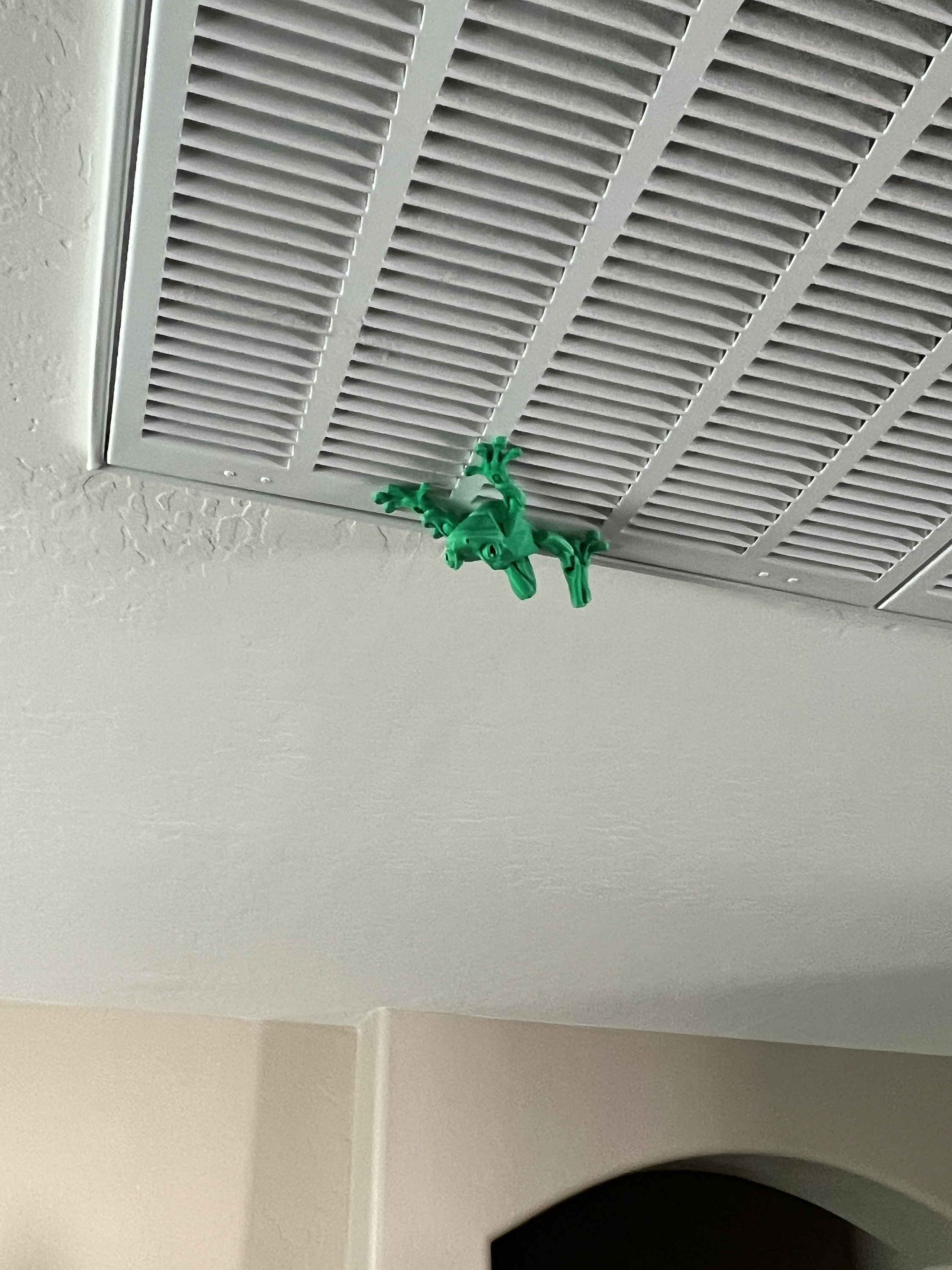 Articulated Tree Frog / Magnetic Feet / Fidget Toy - Etsy