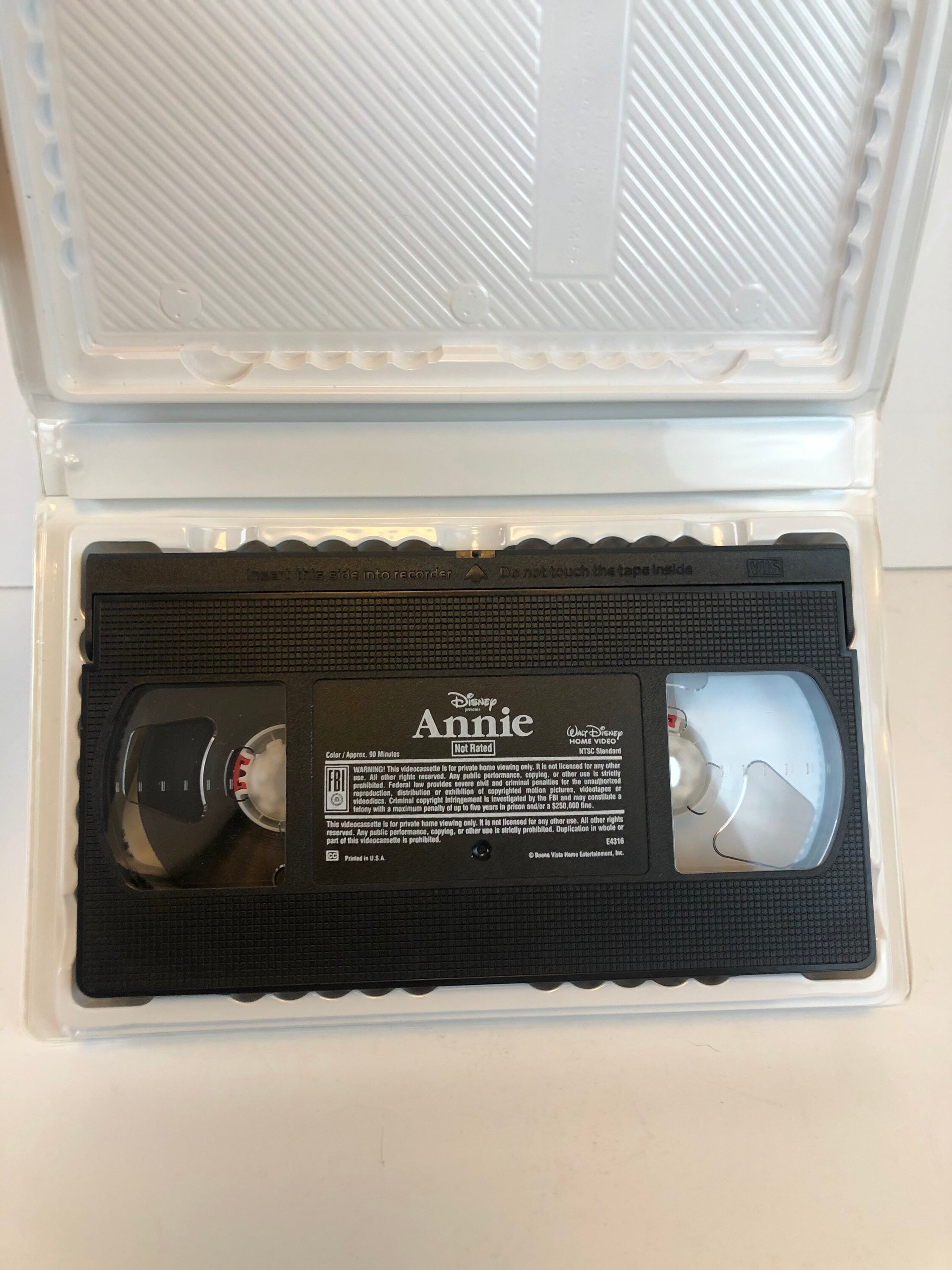 Walt Disney’s Annie (VHS, 2000) Vintage Clamshell - Etsy Australia