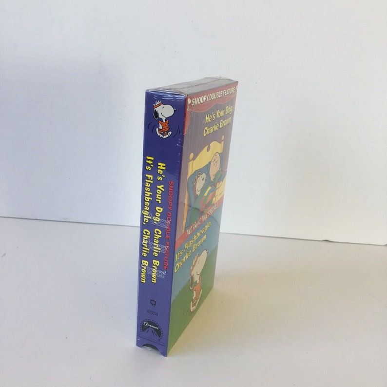 Snoopy Double Feature VHS Flashbeagle & Here's Your Dog Charlie Brown ...