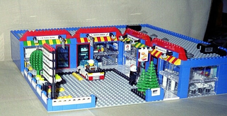 Shopping Mall Building Instructions - Use Your Own Legos to Build This ...