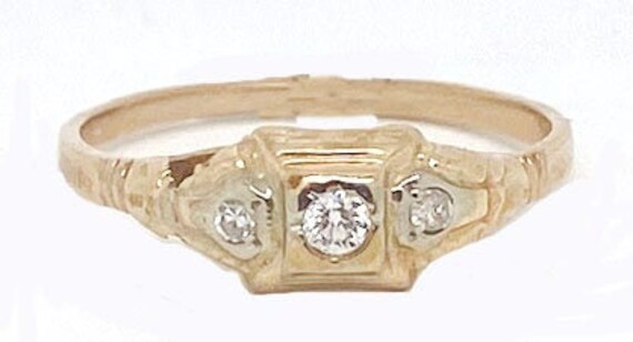Diamond and Yellow Gold Art Deco Ring - Etsy