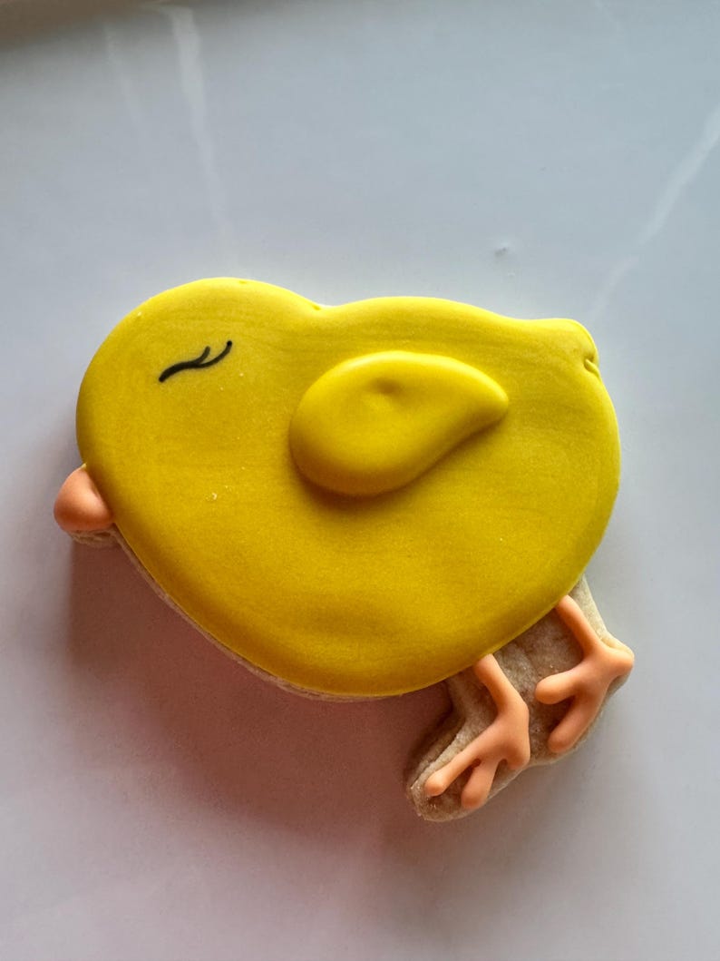 12 Chickens Sugar Cookies, Chicks First Birthday, Pollitos, Galletas De ...